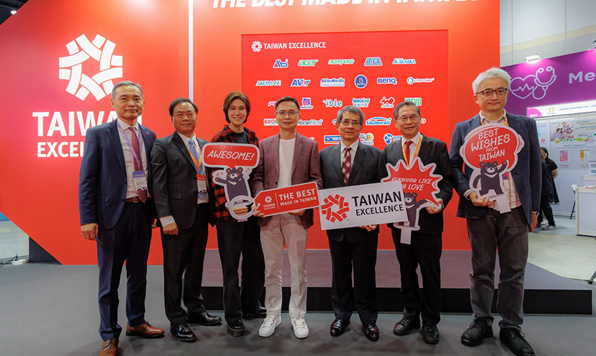 Taiwan Excellence Pavilion 2024 นำมาสคอตน้องหมี FU BEAR และผลิตภัณฑ์ ...